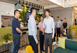无锡市梁溪区区委副书记、区长周子川参观调研高格众创空间
